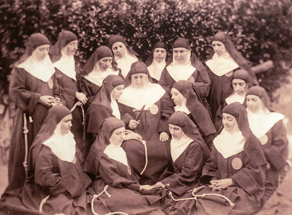 Religiosa – Hermanas Franciscanas de los Sagrados Corazones
