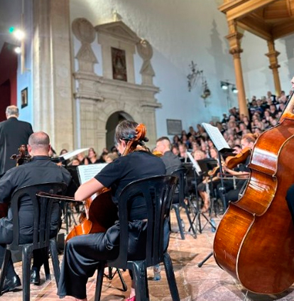 Monseñor Marco Frisina, Maestro de Capilla del Vaticano, en el Convento ...