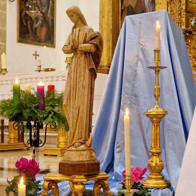 La alegría de caminar con María Inmaculada en el Colegio Santa Isabel ...